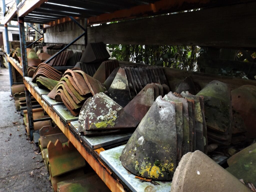 Bonnet/Hip Tiles - Best Reclamation